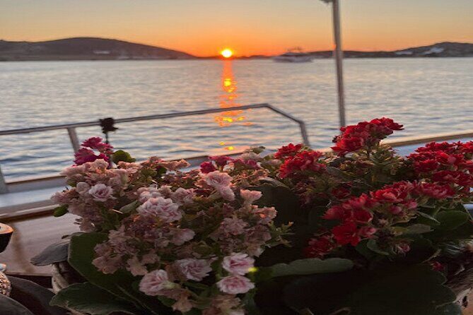Sea Sunset Tour in the Bay of Naousa - Paros - An In-Depth Look at the Naousa Bay Sunset Tour