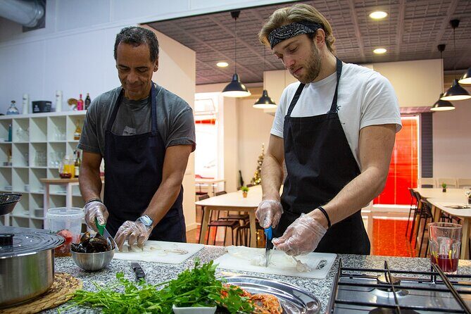 Seafood paella cooking class, tapas and visit to Ruzafa market. - Who Should Consider This Tour?