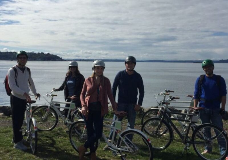 Seattle: 3 Hour Emerald City Standard Bike Tour - Key Points
