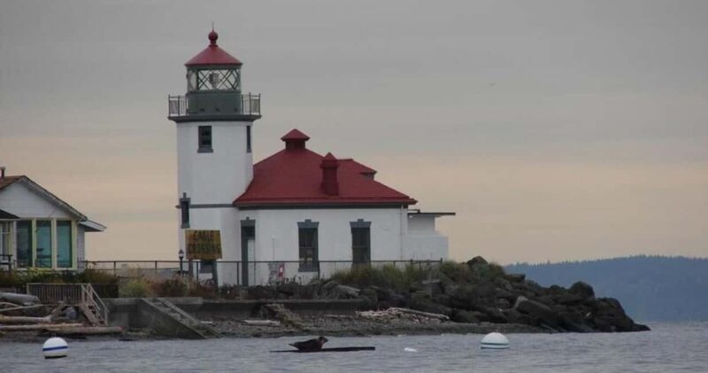 Seattle: Alki Lighthouse Sea Kayak Tour - Key Points