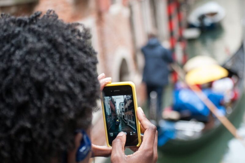 Secret Venice & Gondola Tour - Key Points