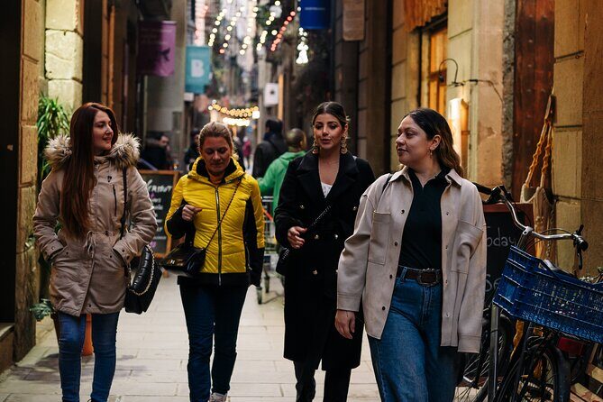 Secrets of Barcelona Old Town Guided Walking Tour - Detailed Breakdown of the Tour Experience