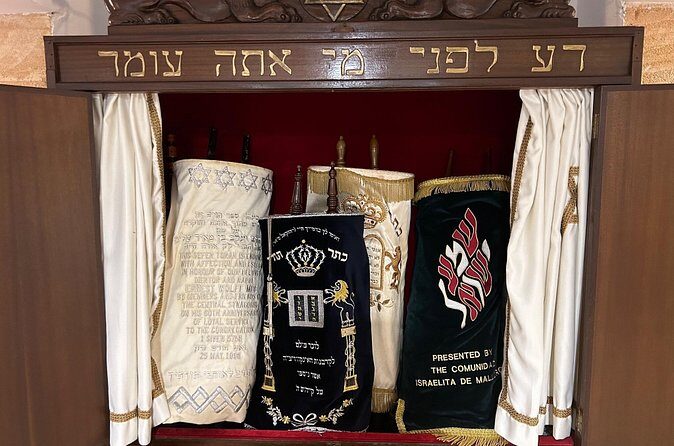 Secrets of Jewish Majorca - Full Day Experience - Reflecting on Refugees and Victims