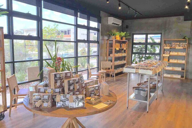 Secrets of Noosa Tour with Oceanview Lunch, Nature & Noosa River Ferry - Authentic Experiences Highlighted by Visitors