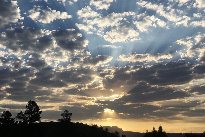 Sedona Night Hike and Stargazing - What’s Included and What’s Not