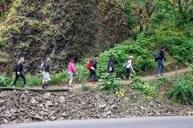 See Multnomah, two waterfalls & Vista House (Transport Included) - Who Should Consider This Tour?