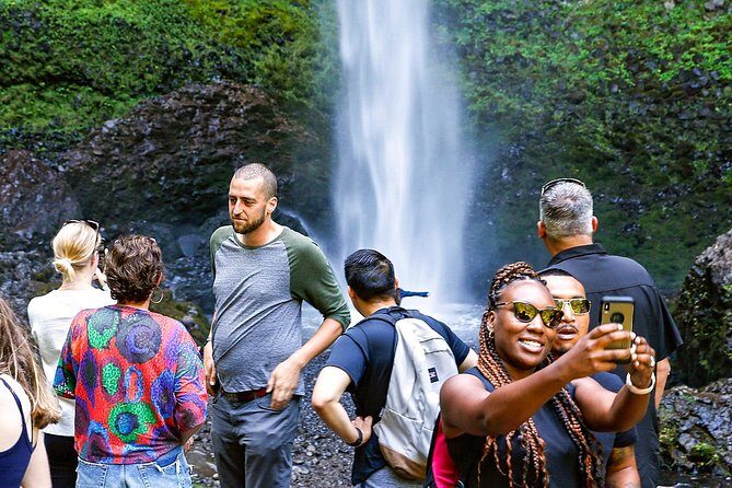 See Multnomah, two waterfalls & Vista House (Transport Included) - FAQs