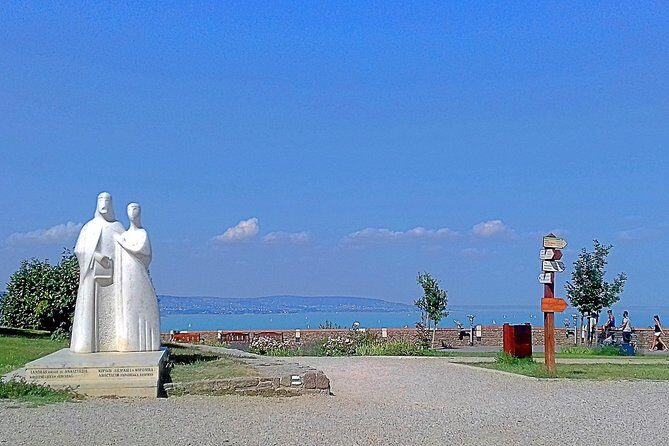 See the Hungarian Sea: Lake Balaton - Optional Lunch and Free Time
