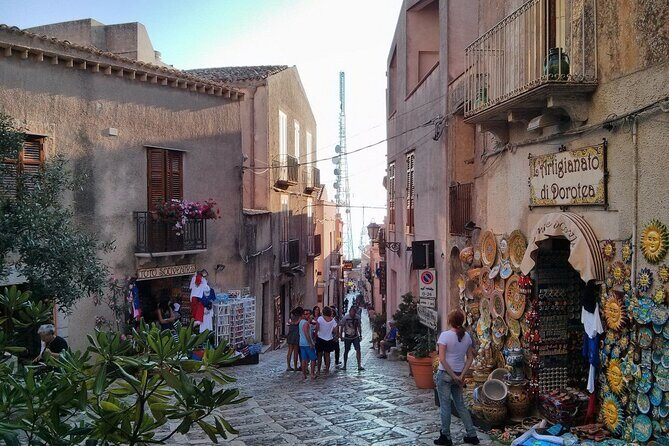 Segesta Erice and Salt Pans Full Day Excursion - Key Points
