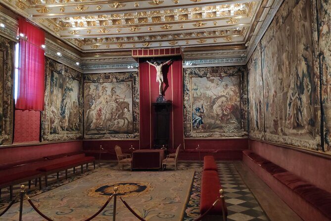 Segovia and Avila Private Tour with Lunch and Hotel Pick up from Madrid - Frequently Asked Questions