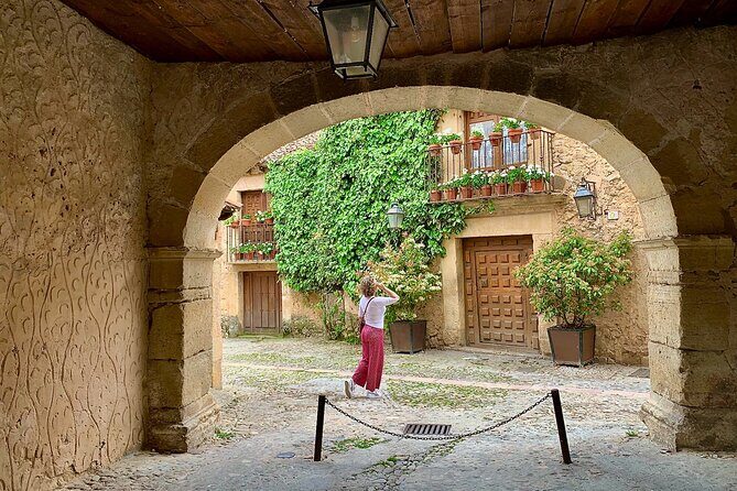Segovia and Pedraza: from the Roman Empire to Middle Ages from Madrid - An In-Depth Look at the Itinerary