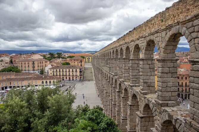 Segovia & Ávila Full Day from Madrid with Alcázar & Walls Tickets - An In-Depth Look at the Itinerary