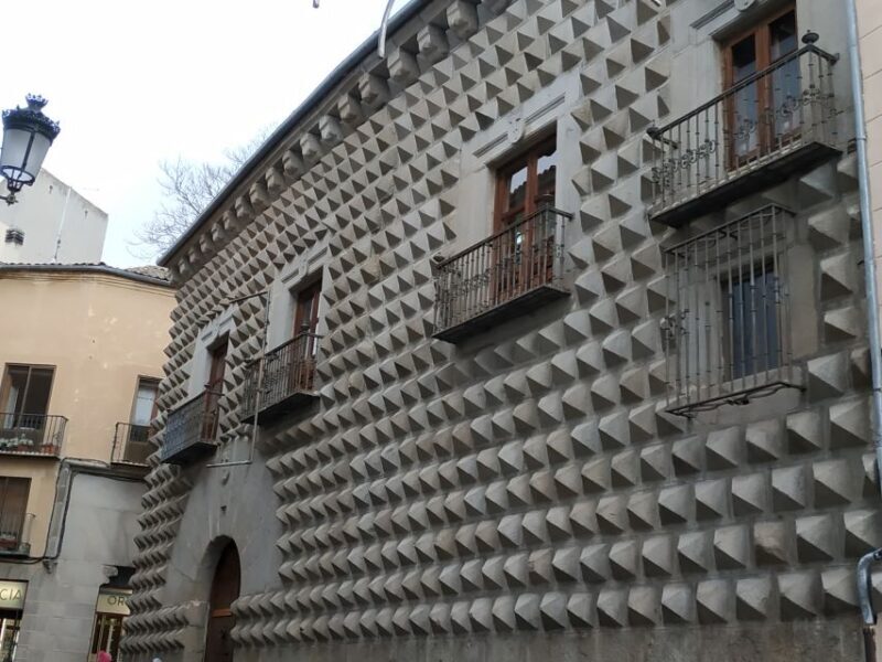 Segovia: Guided Walking Tour with Cathedral & Alcázar Entry - Practical Details: What To Expect