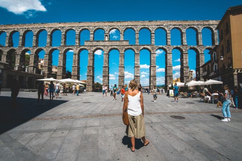 Segovia: Private City Walking Tour with Alcázar of Segovia - Key Points:
