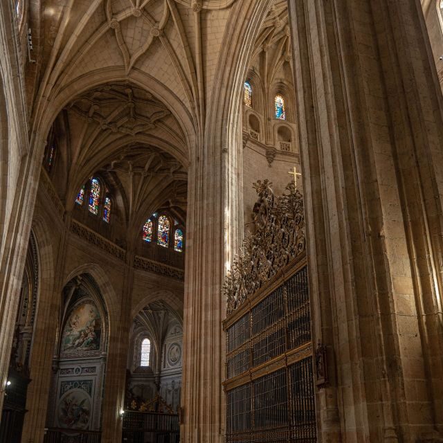 Segovia: Private City Walking Tour with Alcázar of Segovia - Who Is This Tour Best For?