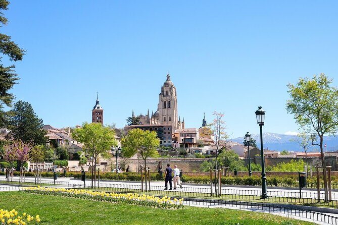 Segovia Tour with Cathedral and Alcazar from Madrid - Understanding the Experience: From Transportation to Timing