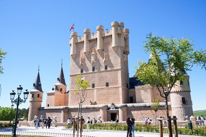 Segovia Tour with Cathedral and Alcazar from Madrid - The Reviews Speak: Insights from Past Travelers