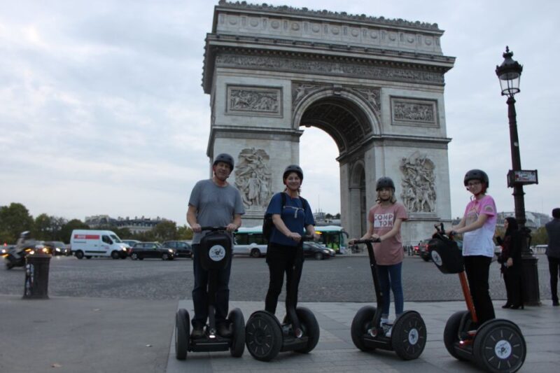 Segway private tour of 1.5 hour - Grand Palais and Petit Palais (10 mins each)