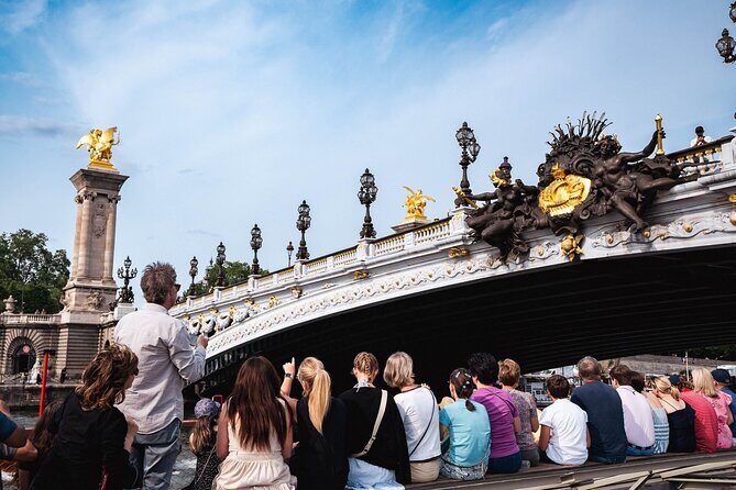 Seine River Boat Sightseeing tickets with Audioguide - What to Expect from the Seine River Sightseeing Experience