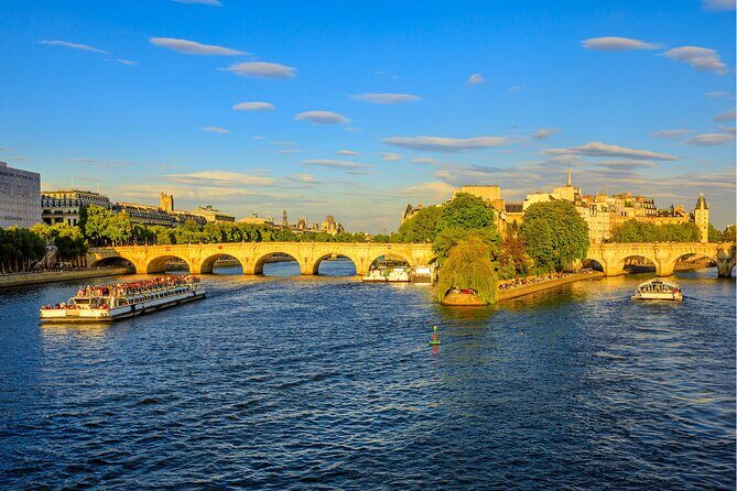 Seine River Cruise flexible ticket with Audio in Paris - 1 Hour - Who Is This Tour Best For?