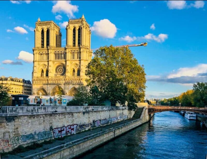 Seine River Cruise with Free Notre Dame Digital AudioGuide - The Notre Dame Audio Guide: An Educational Bonus