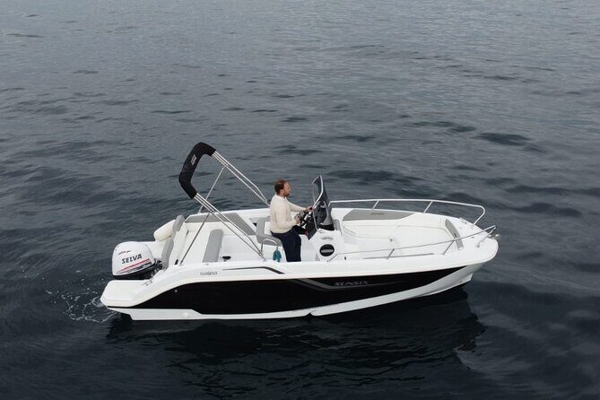 Self-Drive Boat Rental from Sorrento  Explore the Coast! - Practical Tips for Your Day