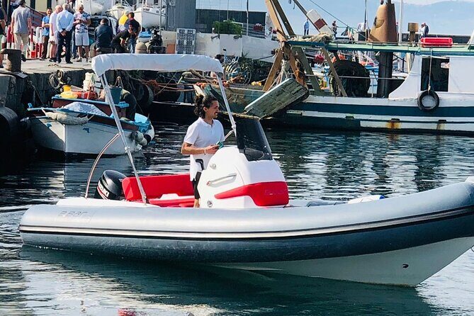 Self-Drive Boat Rental from Sorrento  Explore the Coast! - Who This Experience Is Best For