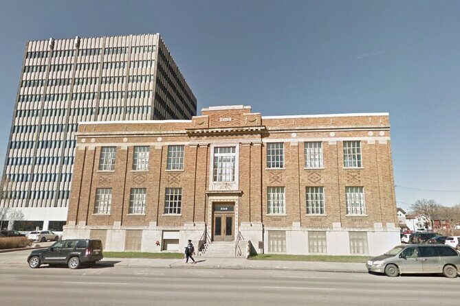 Self Guided Adventure Hunt: Regina The Queen City - Discover Regina in a New Light