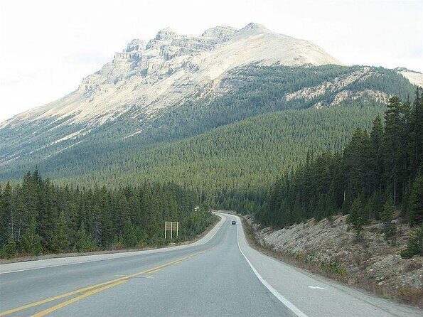 Self-Guided Audio Driving Tour in Icefields Parkway - Exploring the Icefields Parkway with a Self-Guided Audio Tour
