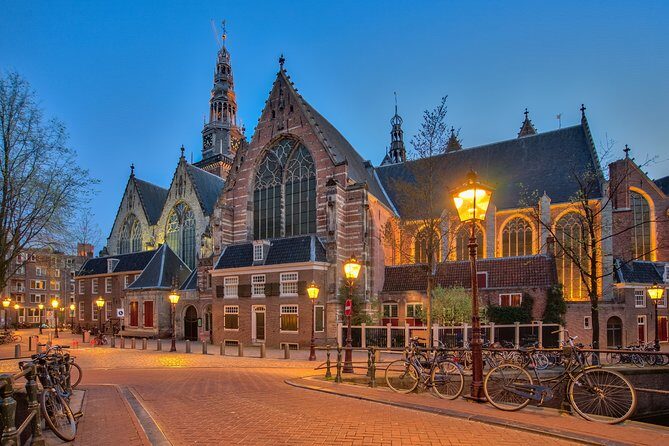 Self-Guided Audio Tour of The Red Light District - An In-Depth Look at the Tour Experience