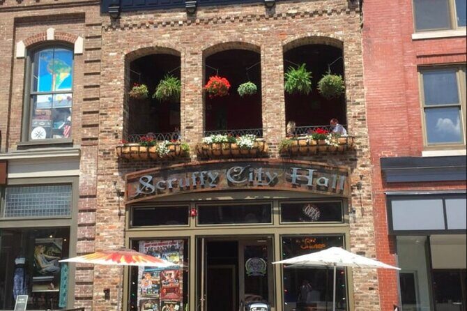 Self-Guided Bar Hunt: Swell Times in Scruffy City - What Makes It Stand Out?