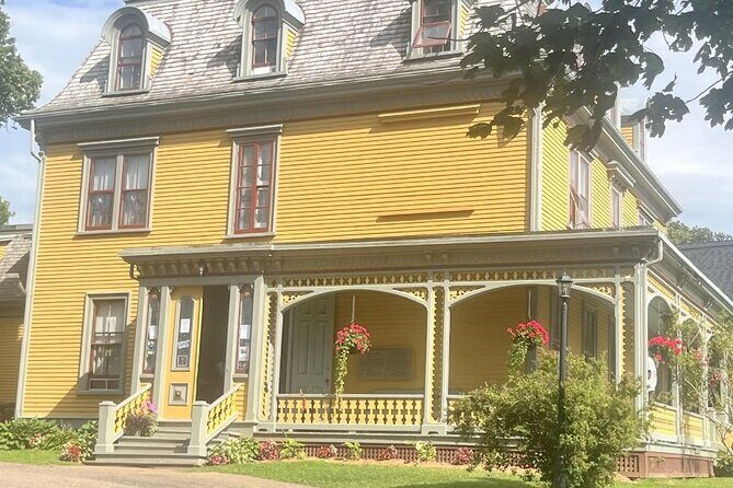 Self Guided Charlottetown Tour with a Sixth-Generation Islander - End of the Tour