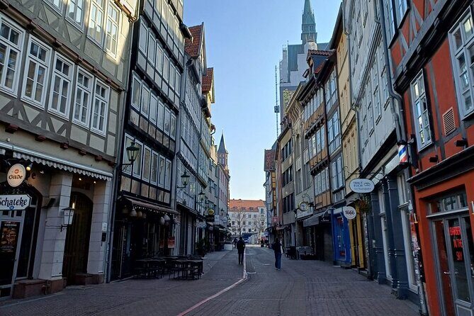Self-Guided Crime Tour Hannover City Center - The Experience: What to Expect in Detail  