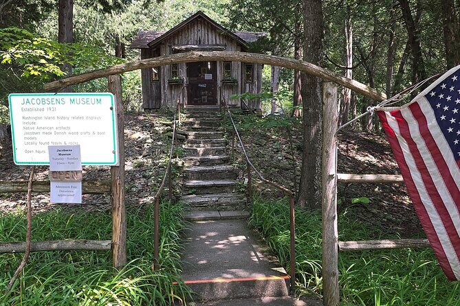 Self-Guided Driving Tour at Door Countys Washington Island - The Sum Up