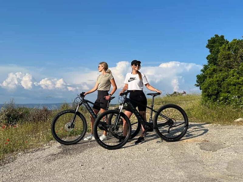 Self-guided mountain bike tour (non-electric) - An In-Depth Look at the Hvar Mountain Bike Adventure