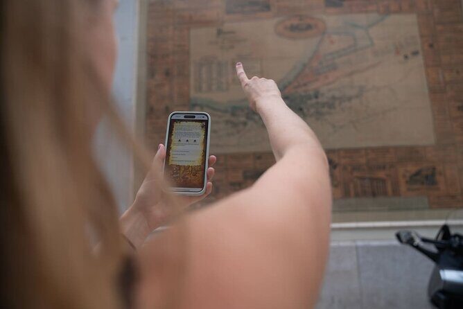 Self Guided Santander Scavenger Hunt - Key Points