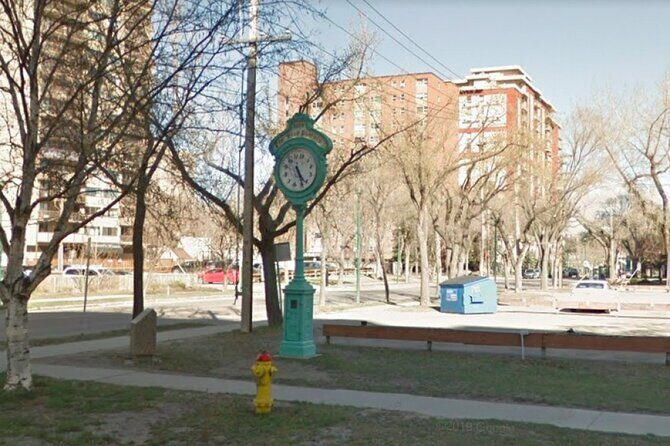 Self-Guided Saskatoon Scavenger Hunt: River Perceptions - Who Is This Tour Best For?