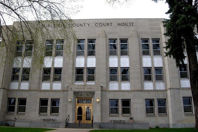 Self-Guided Scavenger Hunt: Beautiful Bismarck - What Makes This Experience Stand Out