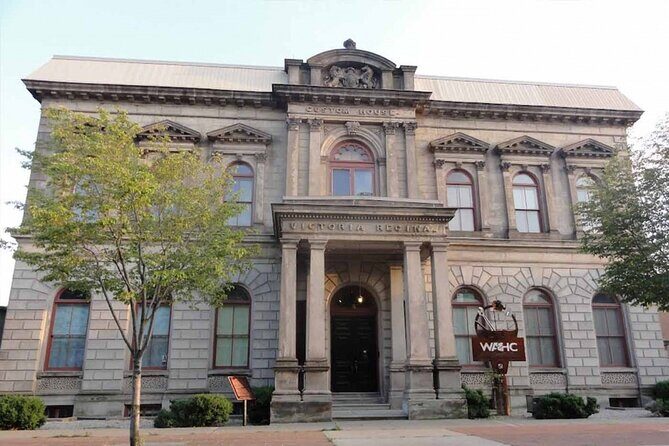 Self-Guided Scavenger Hunt: Hamilton Hopper! - Key Points