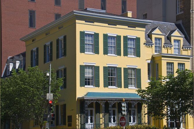 Self-Guided Scavenger Hunt: The Ghost Hunt of Washington D.C. - Who Will Love This?