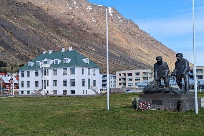 Self-Guided Tour of Ísafjörður: Art, History, and Architecture - Discovering Ísafjörður: An Authentic Icelandic Town