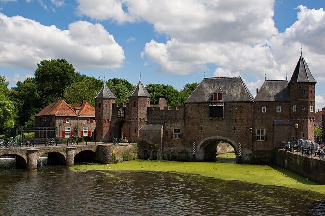 Selfguided Escape Tour Amersfoort. Find the secret exit and win! - Key Points