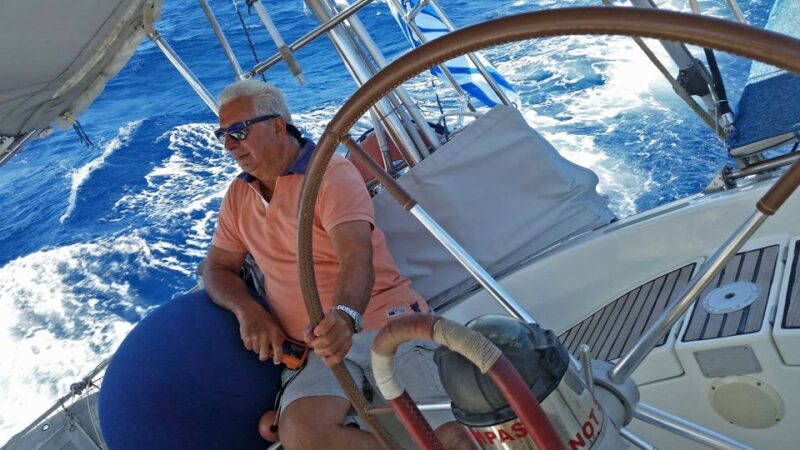 Semi-Private :Full-Day Sailing Tour Swim, Snacks & Drinks - An In-Depth Look at the Sailing Tour Experience