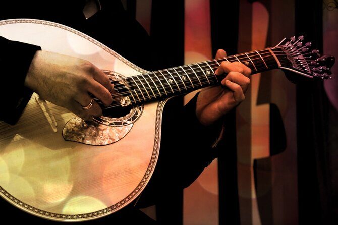 Semi Private Oporto Fado Show with Dinner - The Sum Up