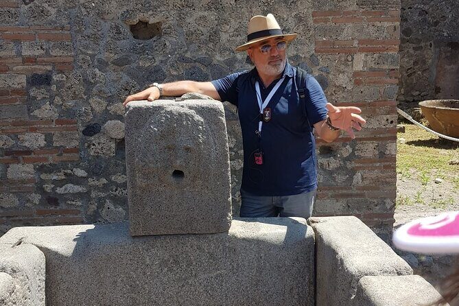 Semi - Private Tour of Pompeii with an Archaeologist - Who Should Book This Tour?
