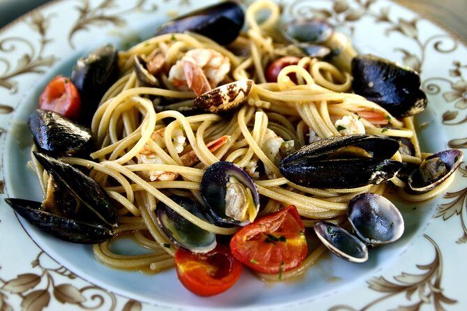 Semi-Private Venice Market and Cicchetti Food Experience - Key Points