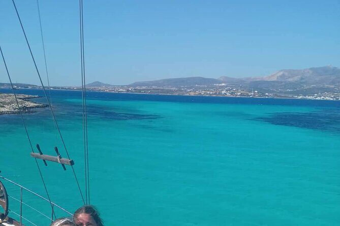 SEMIPRIVATE GALATEA tour Antiparos-Blulagoon-Despotiko-FREE DRINK - Crew and Guides: Authentic Hospitality or Variable Experience?