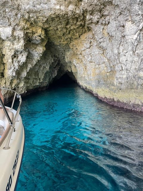 SerenityBoatChartersMalta: Bluelagoon,Comino,Gozo,&Sea Caves - Key Points