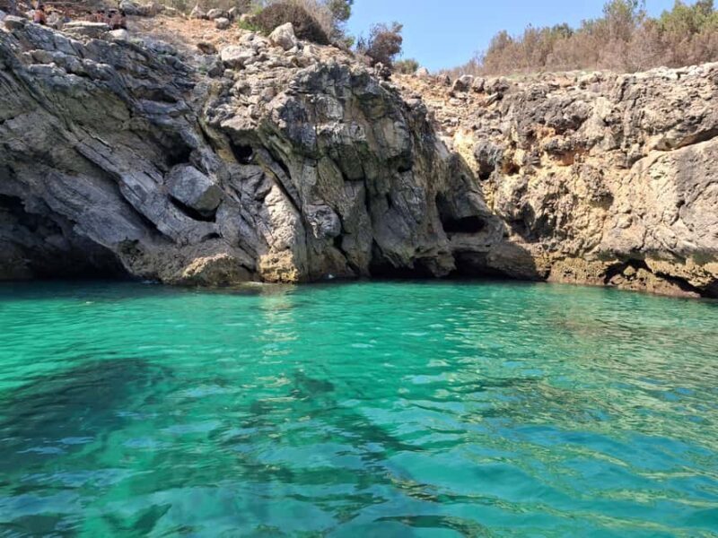 Sesimbra: Boat Tour to Hidden Natural Gems w/local fisherman - What to Expect from the Sesimbra Boat Tour  