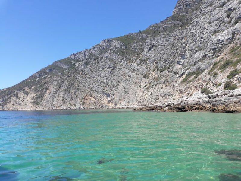 Sesimbra: Secret Bays and Beaches Boat Tour with Snorkeling - Key Points